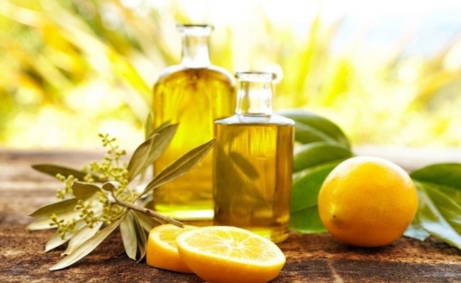 How To Use Castor Oil for Skin Pigmentation? - Yabibo